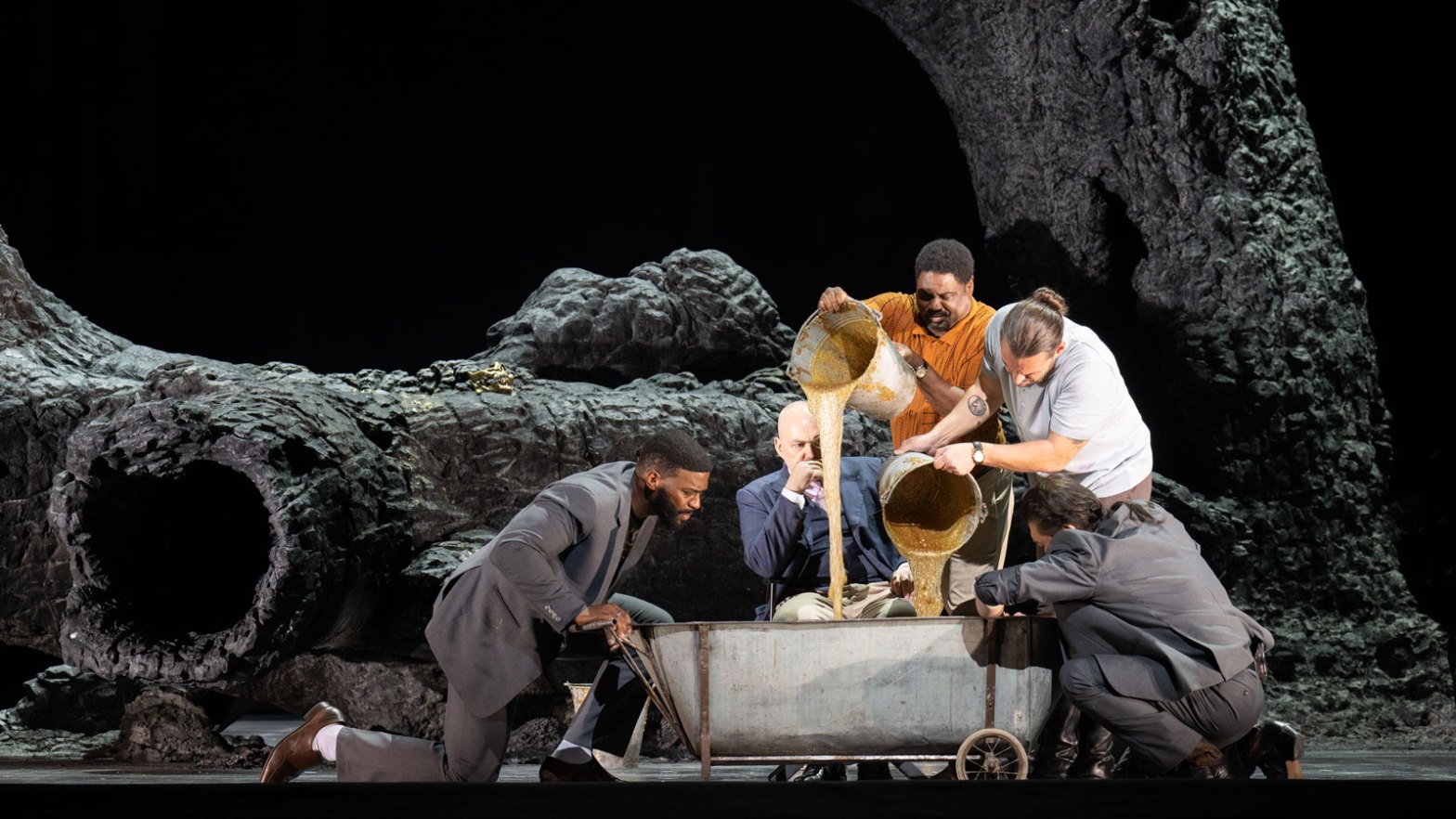 Smeared in Gold • VAN Magazine